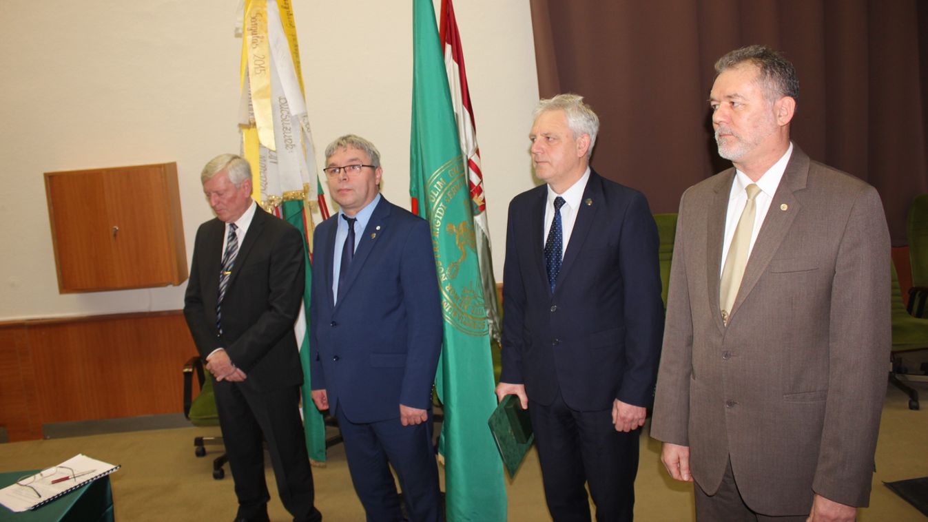 225 éves a keszthelyi Georgikon - Dr. Festetics György skype-on ...