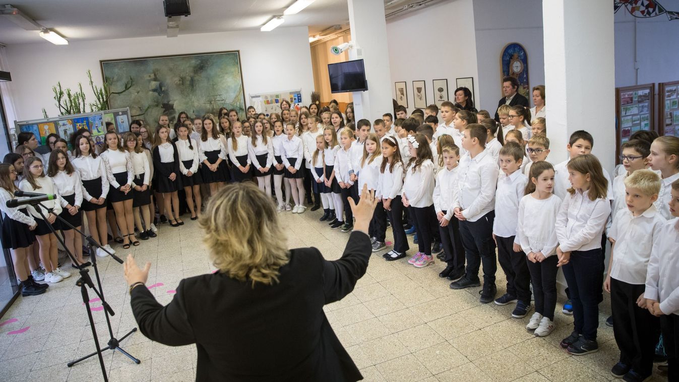 A zene világnapja a zalaegerszegi Ady-iskolában