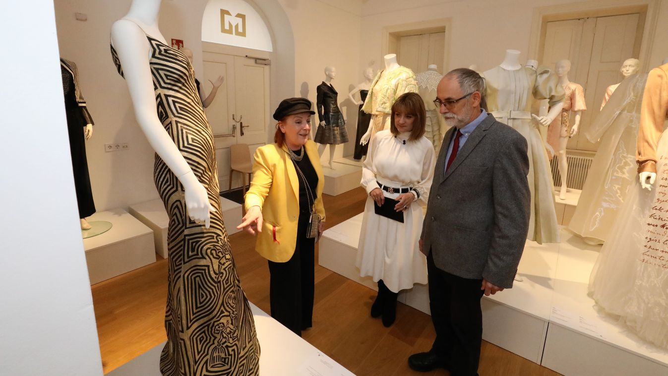 Zoób Kati divattervező kiállítása a Göcseji Múzeumban