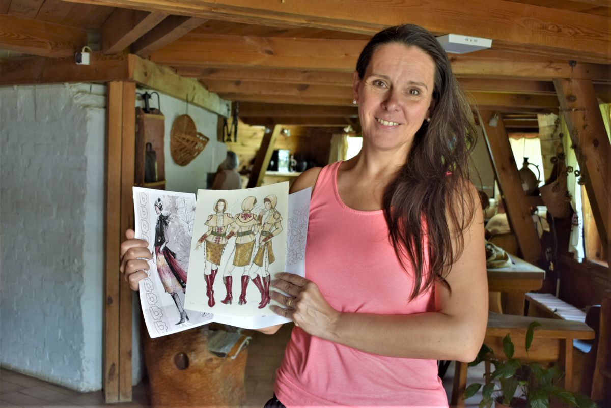 Látványtervezés, szövés, hetési subrika és székbekötés a foglalkozások ...