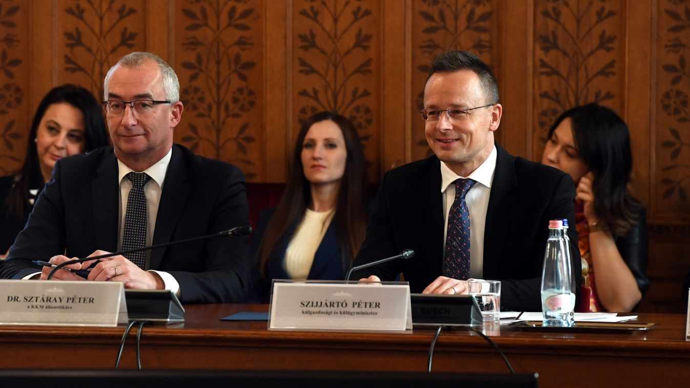 Szijjártó Péter: fenn kell tartani a magyar külpolitika szuverenitását ...