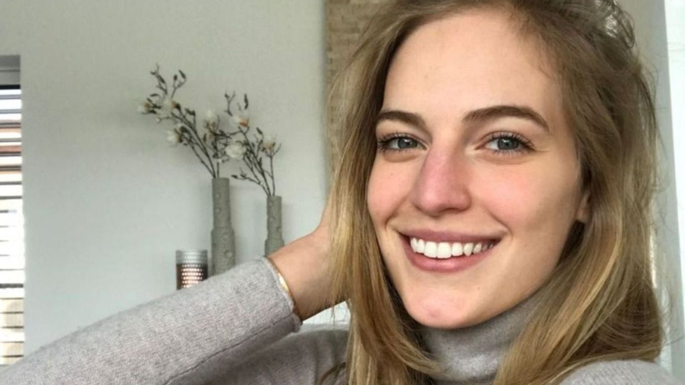 Repül az idő! - Már féléves Axente Vanessa babája