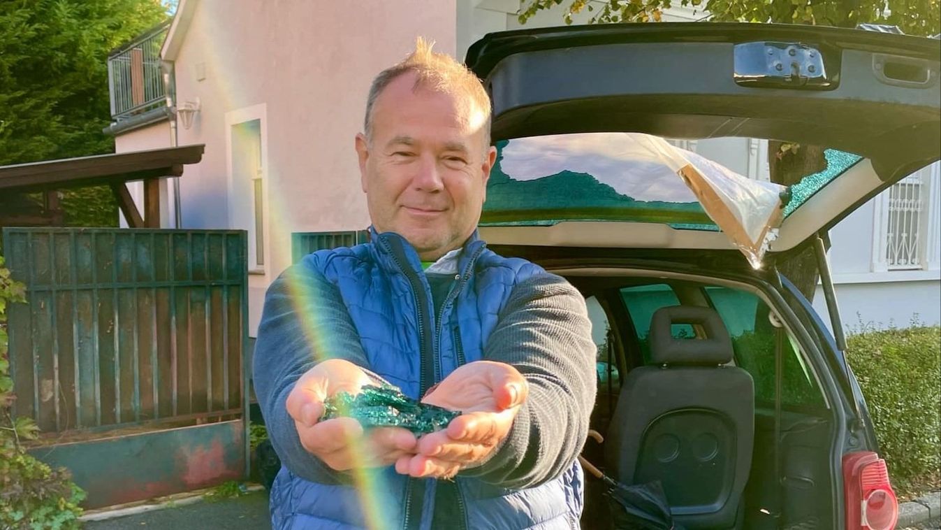 Megrongálták dr. Tóth Gergely autóit Keszthelyen