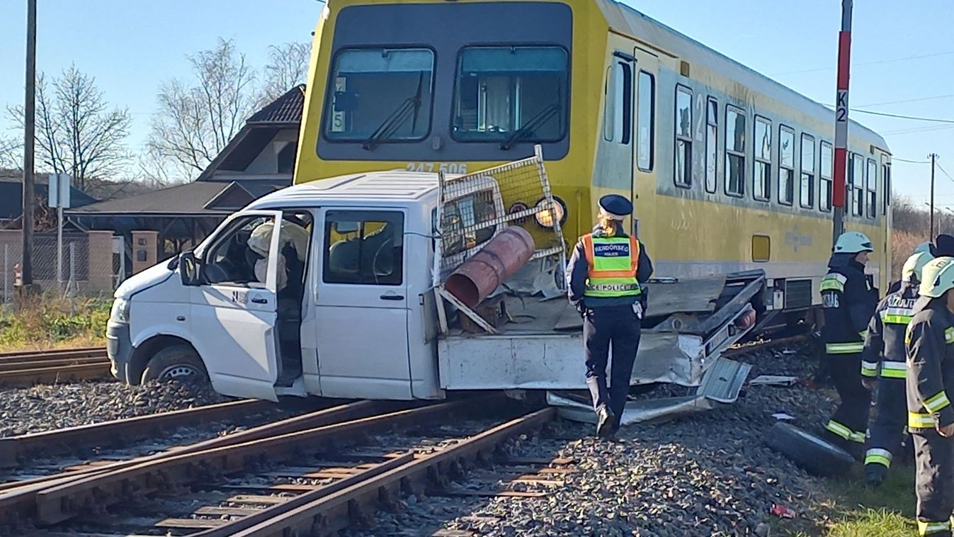 Összeütközött egy vonat és egy teherautó Lentiben - frissítve (helyszíni fotók, videó)