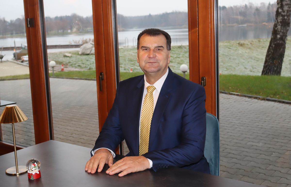 Vigh László: évértékelő beszélgetés