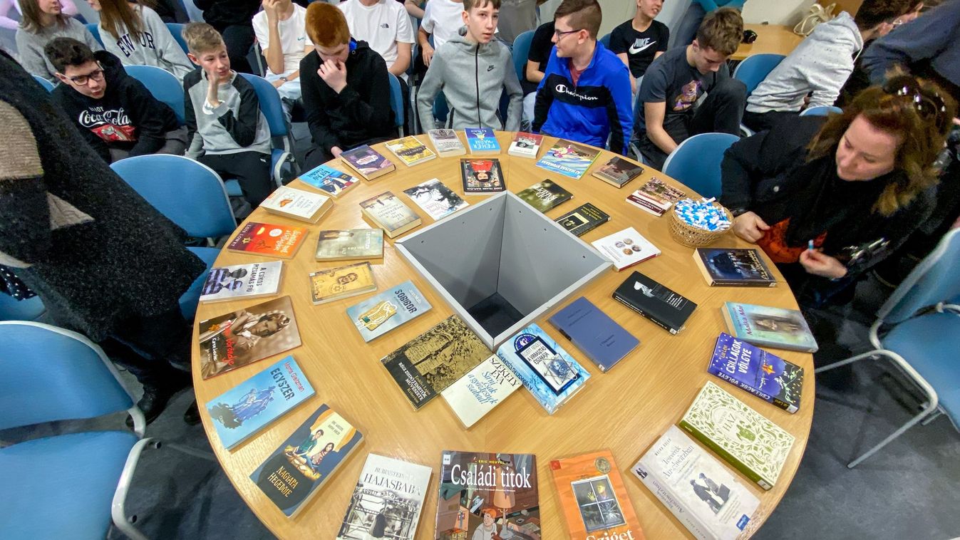 Rajzok holokausztról