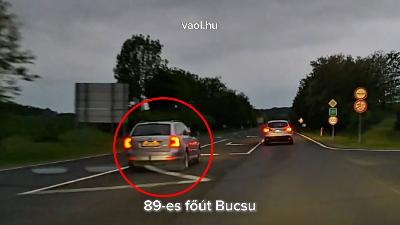 Ezt hogy gondolta a "vasi Verstappen"? Olyat előzött a Skodával, hogy mi kérünk elnézést...