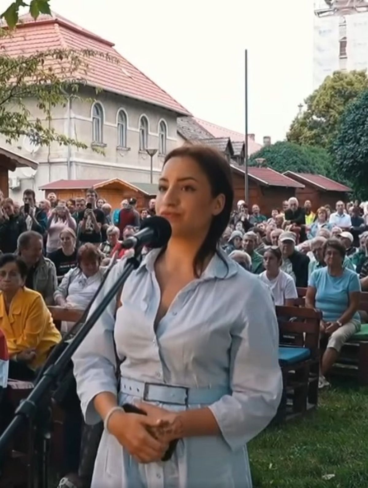 Nyerges Csenge Zalaszentgróton szembesítette Magyar Pétert a tetteivel