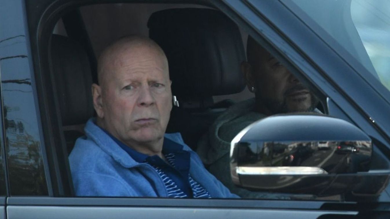 Bruce Willis állapota súlyosbodik: a filmsztár kézen fogva sétált ...