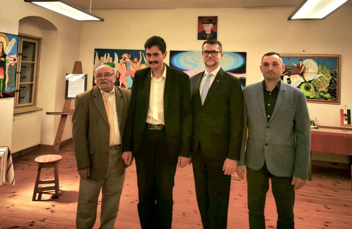 Vollein Ferenc jubileumi tárlata Kehidakustányban